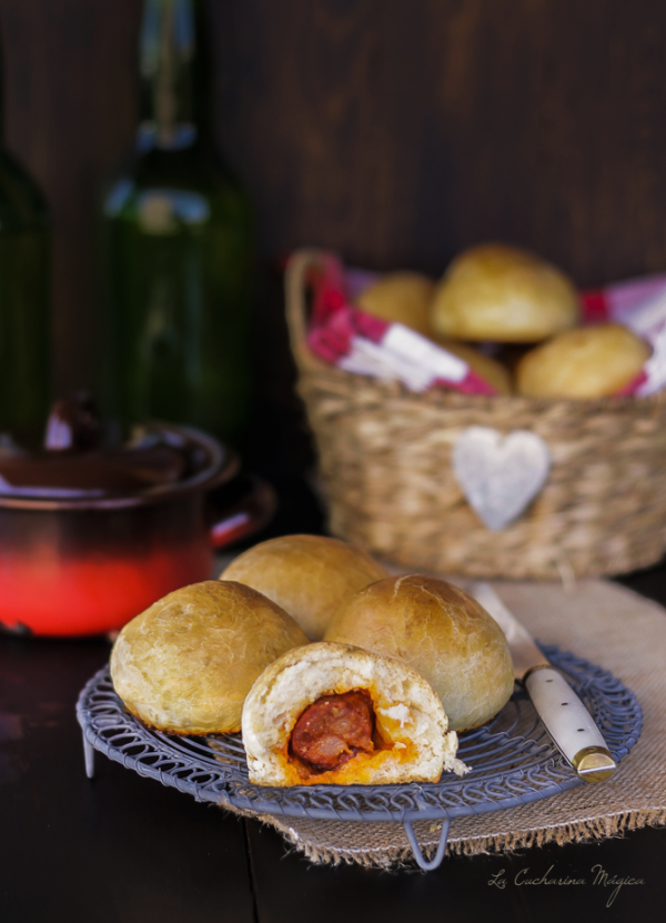 Bollos preñaos. Receta asturiana | La Cucharina Mágica